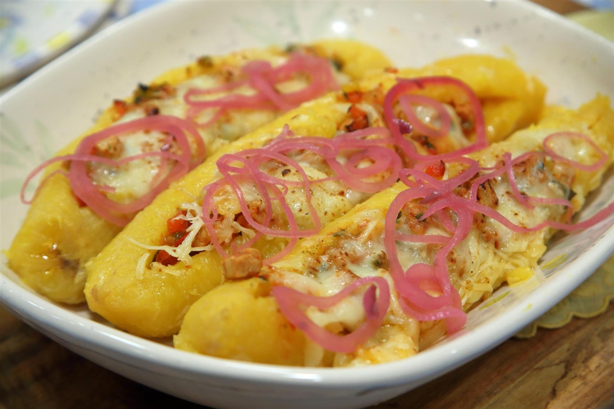 Canoa de Plátano con Carne - El Gourmet