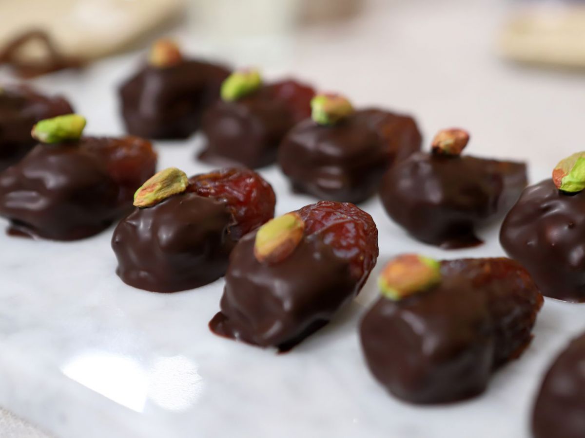 Dátiles Rellenos con Crema de castañas de Cajú - El Gourmet